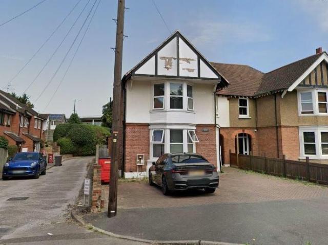 1 bedroom in a house share to rent