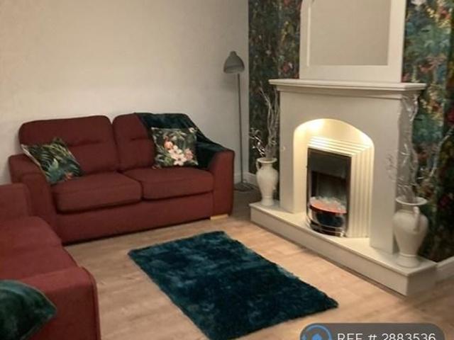 1 bedroom in a house share to rent