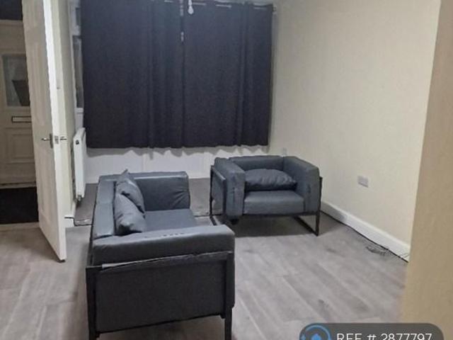 1 bedroom in a house share to rent