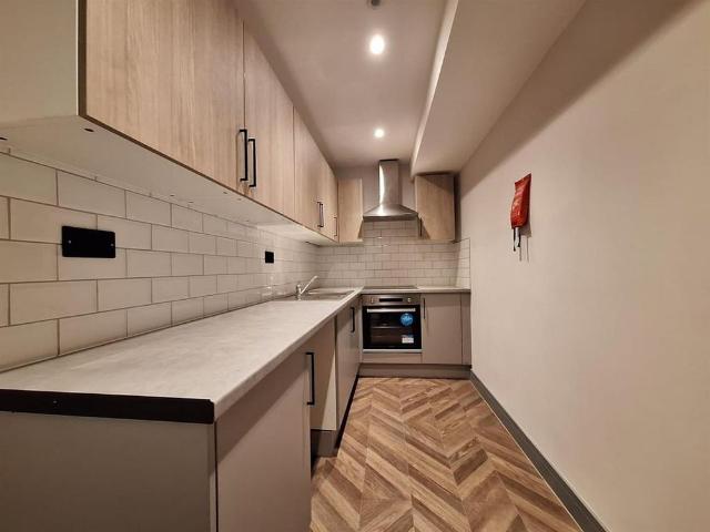 1 bedroom in a house share to rent