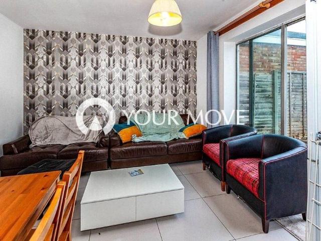 1 bedroom in a house share to rent