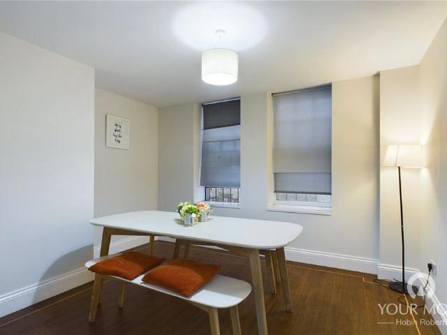 1 bedroom in a house share to rent