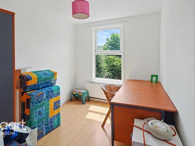 1 bedroom in a house share to rent