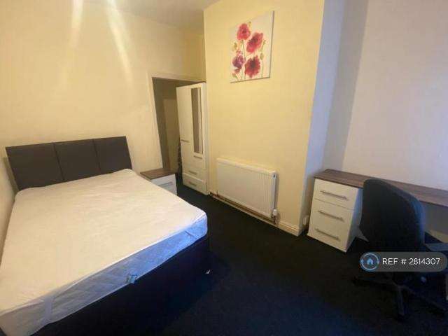 1 bedroom in a house share to rent