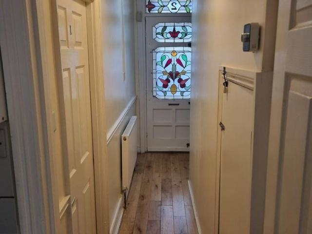 1 bedroom in a house share to rent