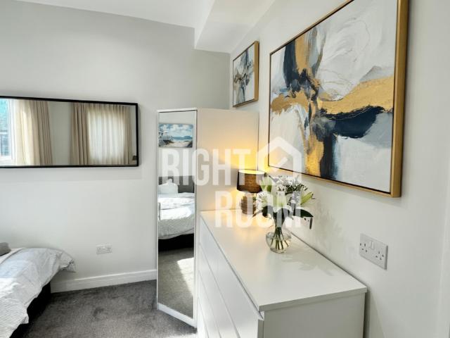 1 bedroom in a house share to rent
