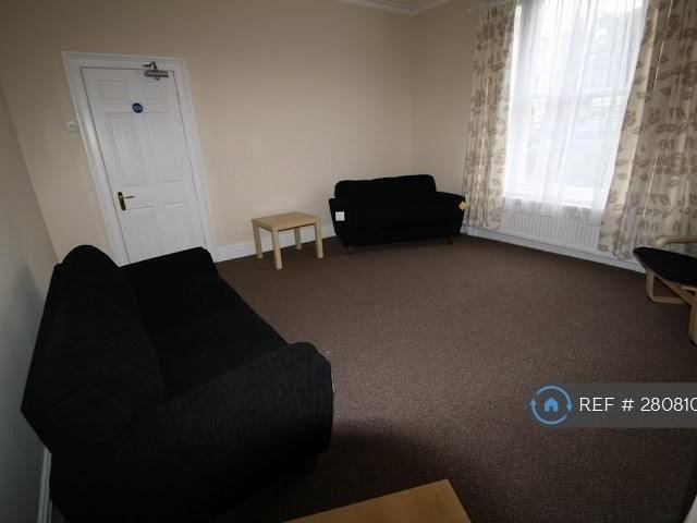 1 bedroom in a house share to rent