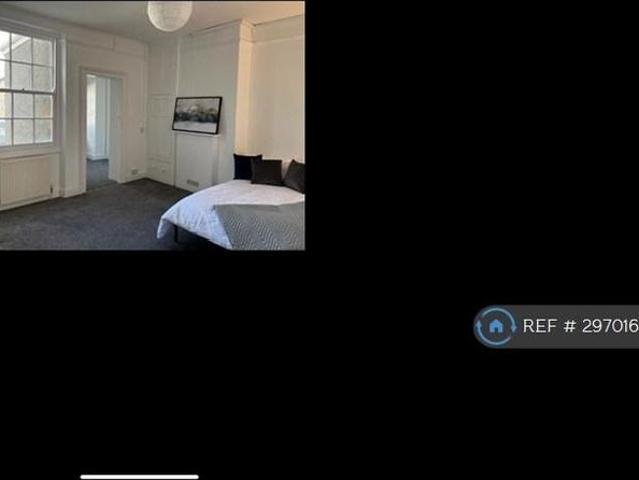 1 bedroom in a house share to rent