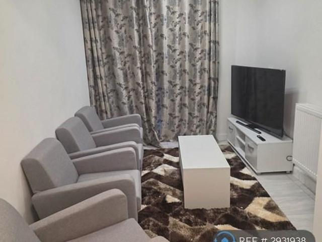 1 bedroom in a house share to rent