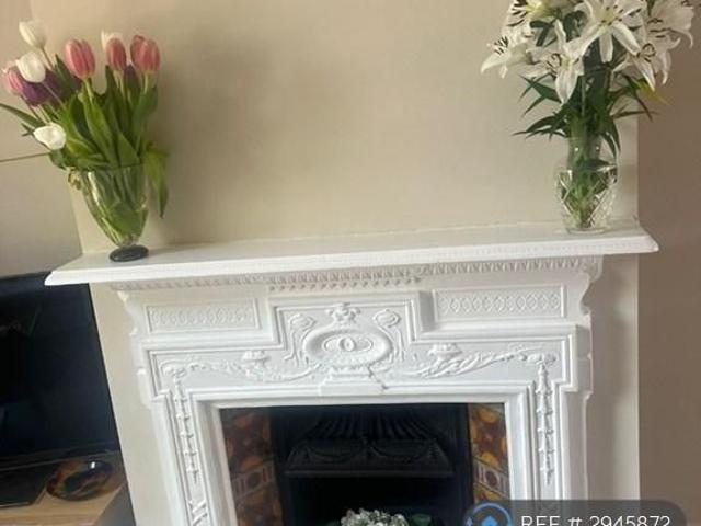 1 bedroom in a house share to rent