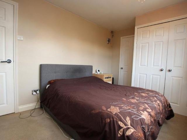 1 bedroom in a house share to rent
