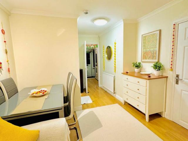 1 bedroom in a house share to rent