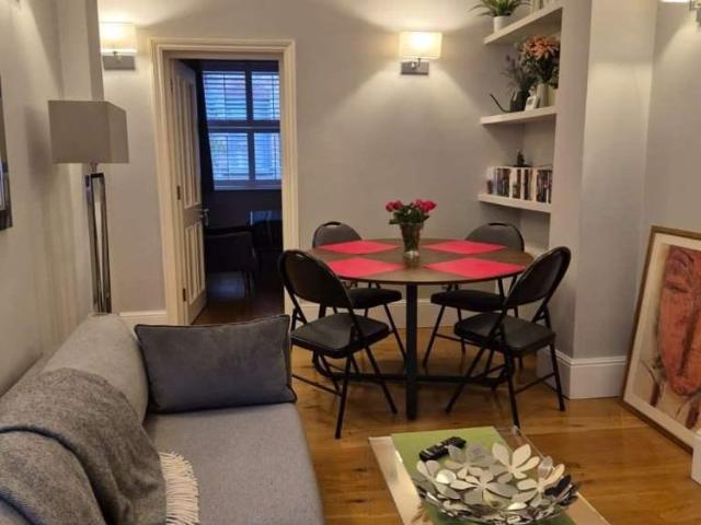 1 bedroom in a house share to rent