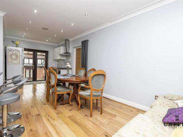 1 bedroom in a house share to rent
