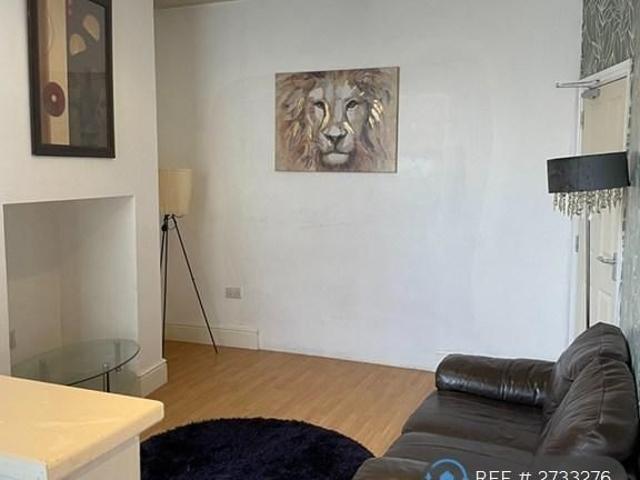1 bedroom in a house share to rent
