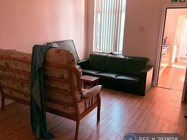 1 bedroom in a house share to rent