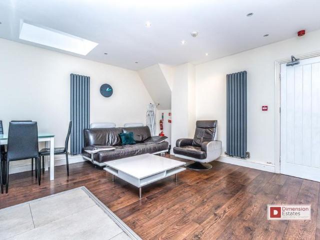 1 bedroom in a house share to rent
