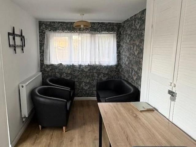 1 bedroom in a house share to rent