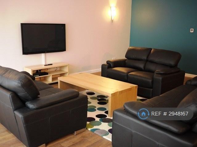1 bedroom in a house share to rent