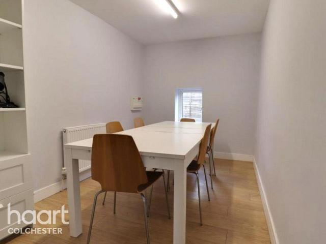 1 bedroom in a house share to rent