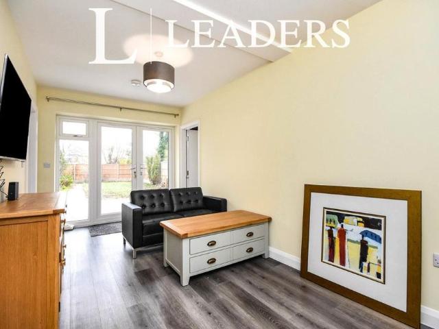 1 bedroom in a house share to rent