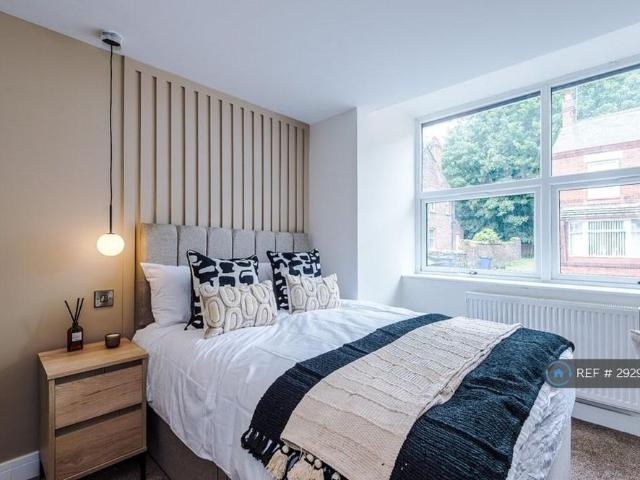 1 bedroom in a house share to rent