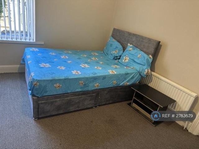 1 bedroom in a house share to rent