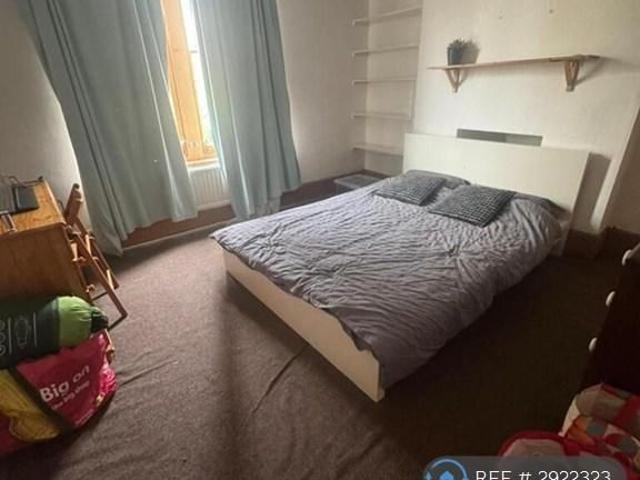 1 bedroom in a house share to rent