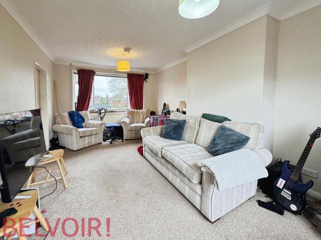 1 bedroom in a house share to rent