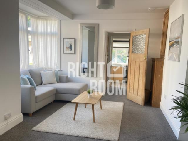 1 bedroom in a house share to rent