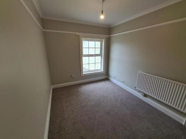 1 bedroom in a house share to rent
