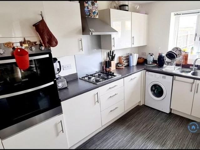 1 bedroom in a house share to rent