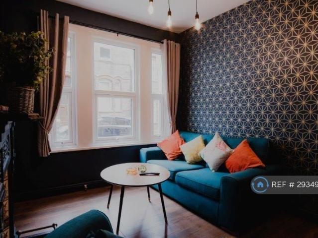 1 bedroom in a house share to rent