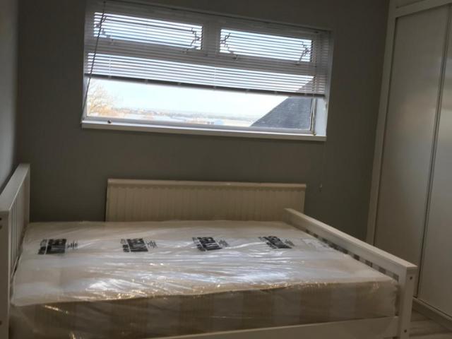 1 bedroom in a house share to rent