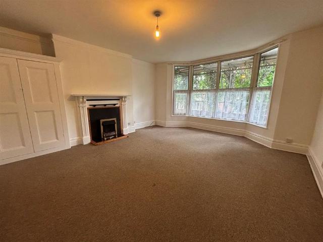 1 bedroom in a house share to rent