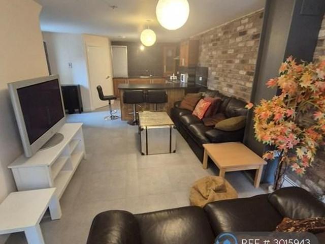 1 bedroom in a house share to rent