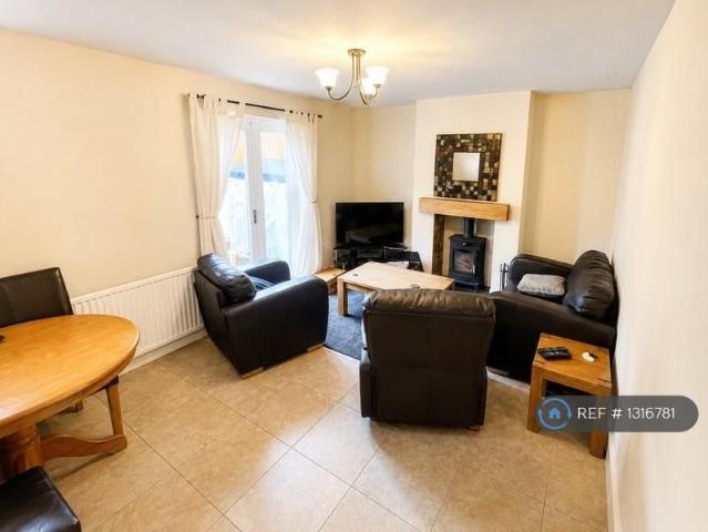 1 bedroom in a house share to rent