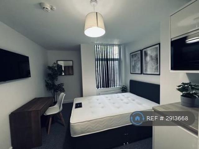 1 bedroom in a house share to rent