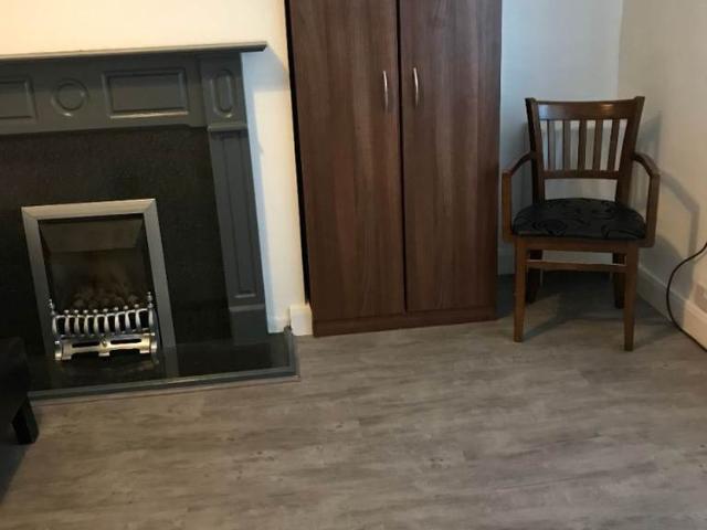 1 bedroom in a house share to rent