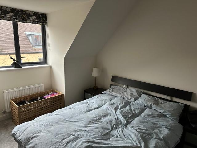 1 bedroom in a house share to rent