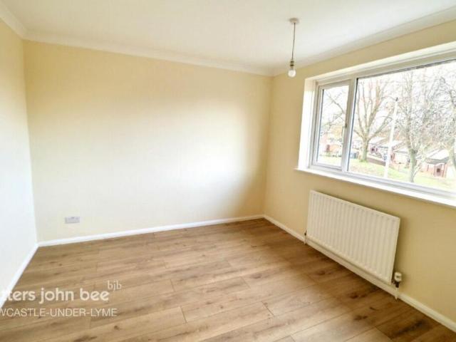 1 bedroom in a house share to rent