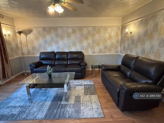 1 bedroom in a house share to rent