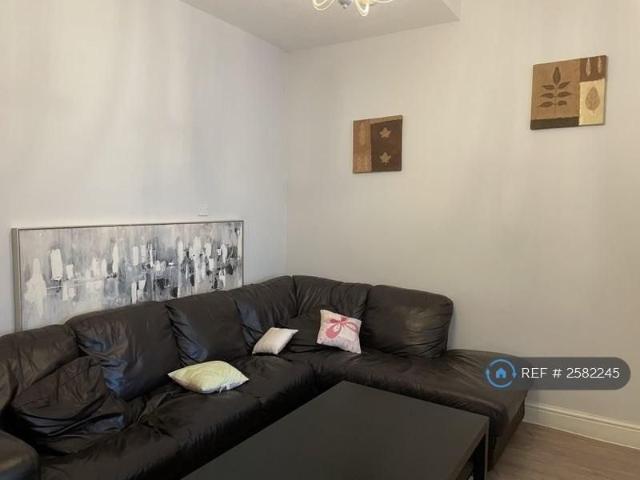 1 bedroom in a house share to rent