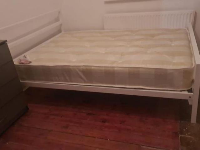 1 bedroom in a house share to rent