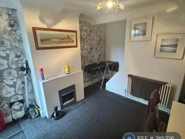 1 bedroom in a house share to rent