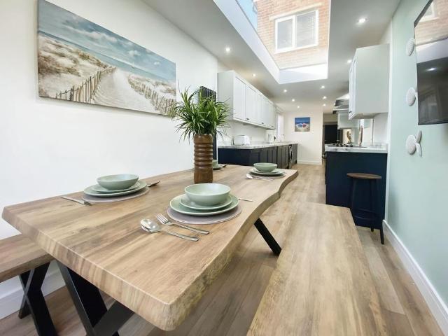 1 bedroom in a house share to rent