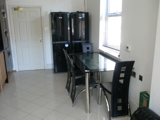1 bedroom in a house share to rent