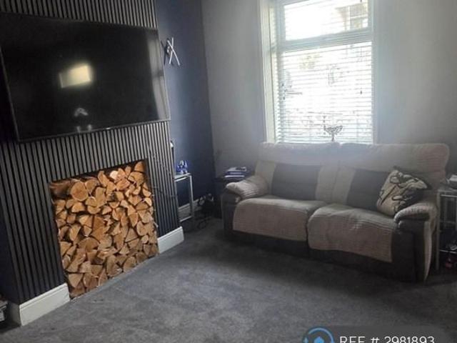1 bedroom in a house share to rent