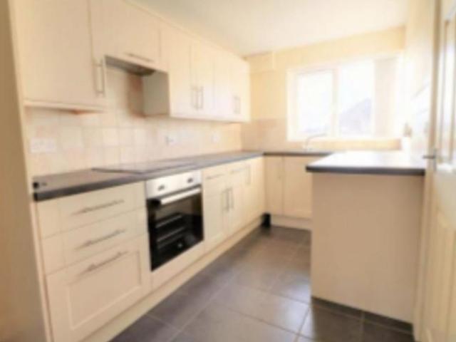 1 bedroom in a house share to rent