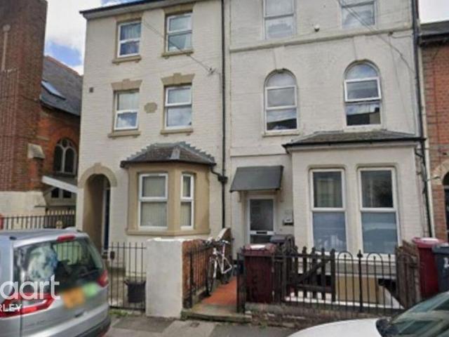 1 bedroom in a house share to rent
